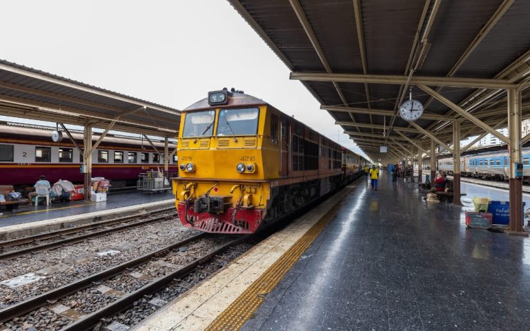Stacja kolejowa Split - dworzec kolejowy, pociągi i dworce w Chorwacji ...